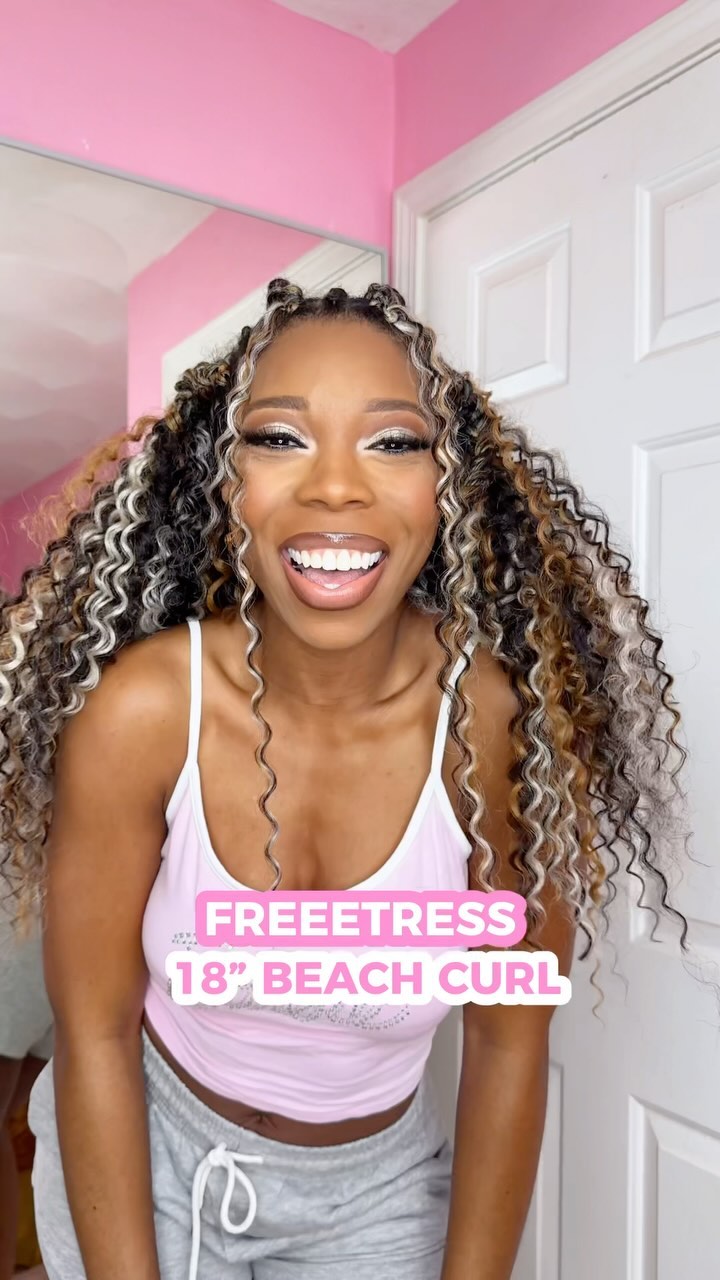 Freetress Beach Curl Crochet Hairstyle - Fly Fierce Fab